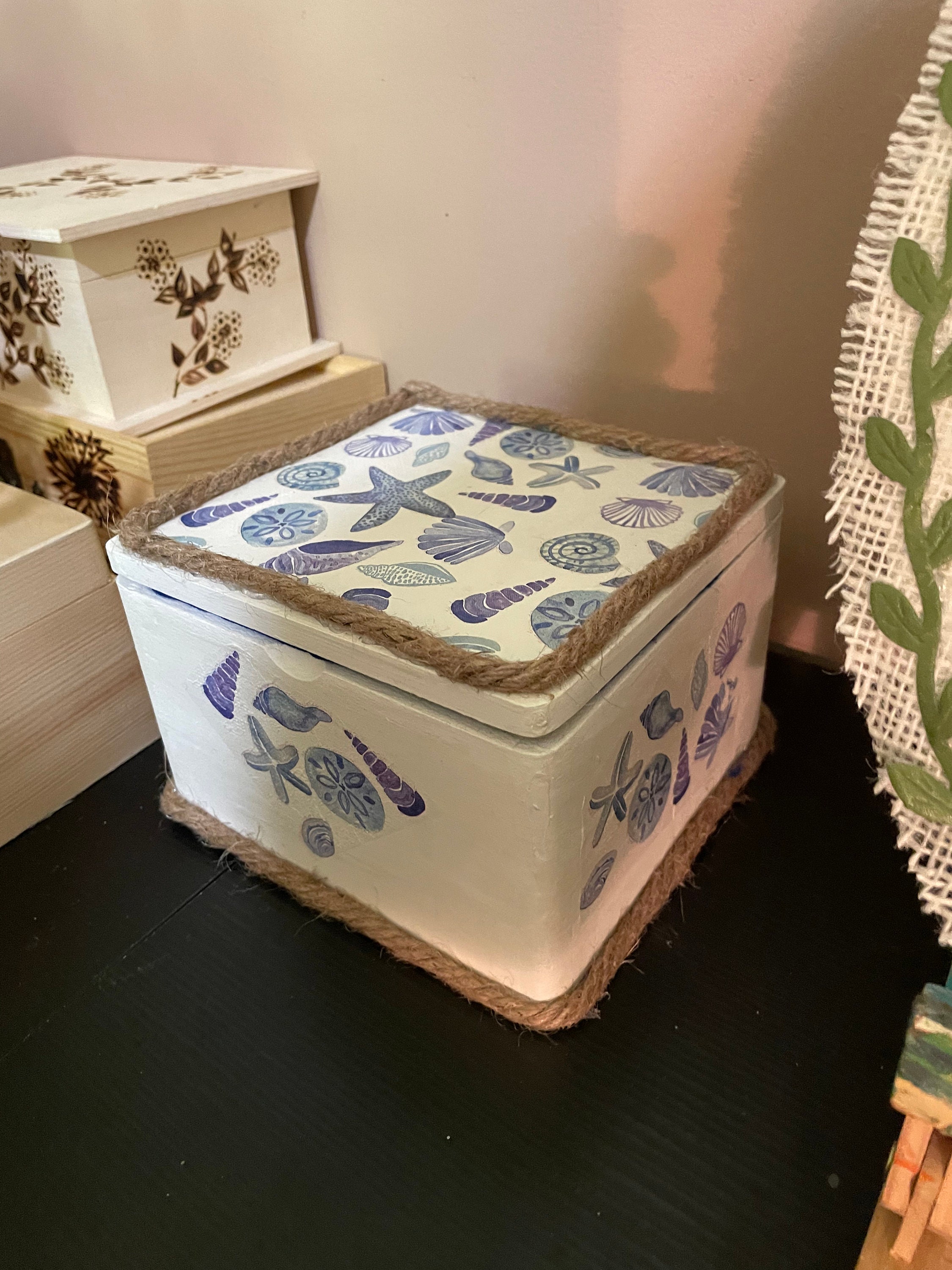 Large Cigar Box Decoupaged for Storage. - Etsy