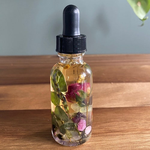 Spirit Guide Connection Botanical & Crystal Infused Oil - Etsy