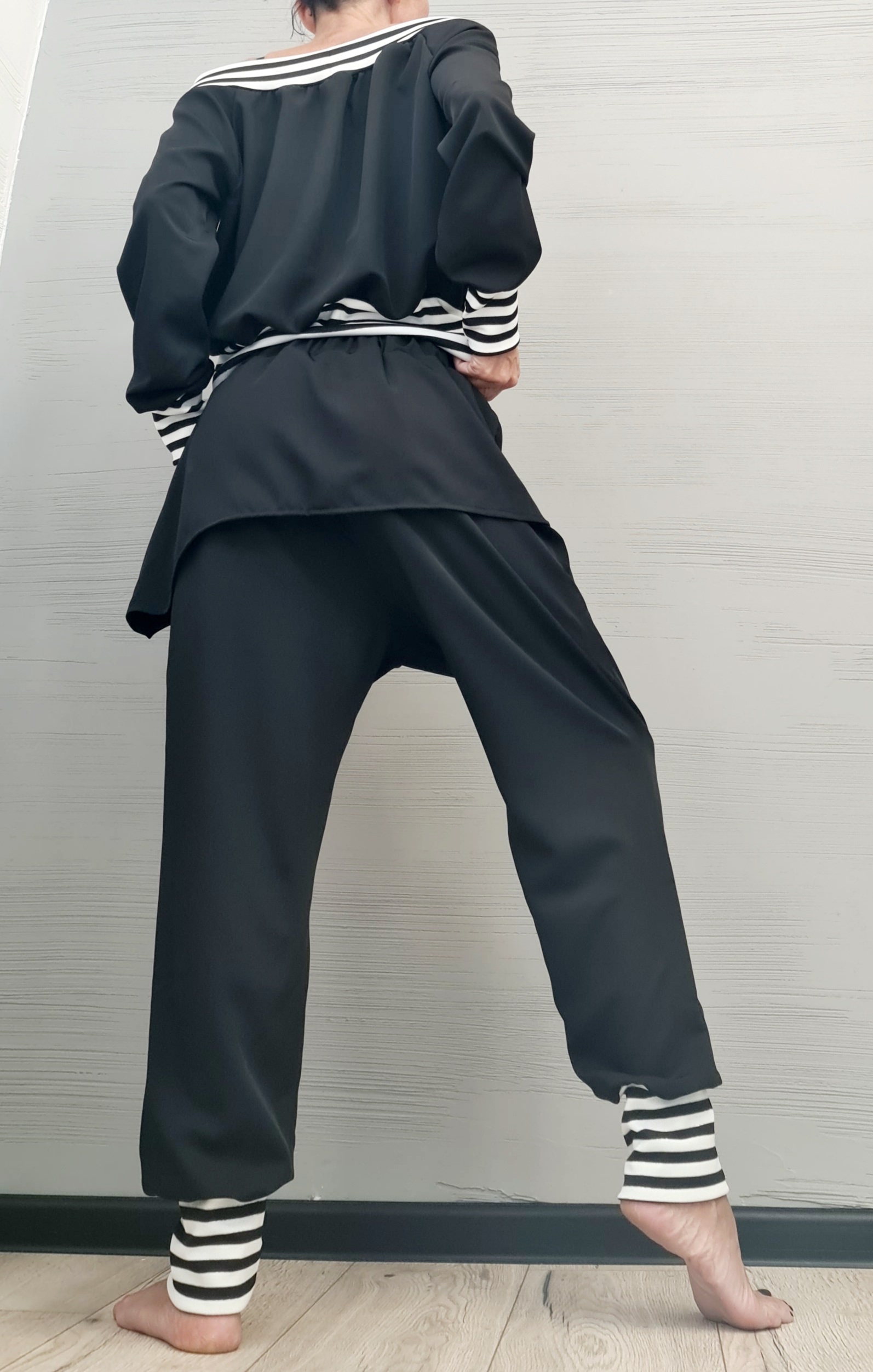 Extravagant Women Black Set Women Harem Pants Gothic | Etsy