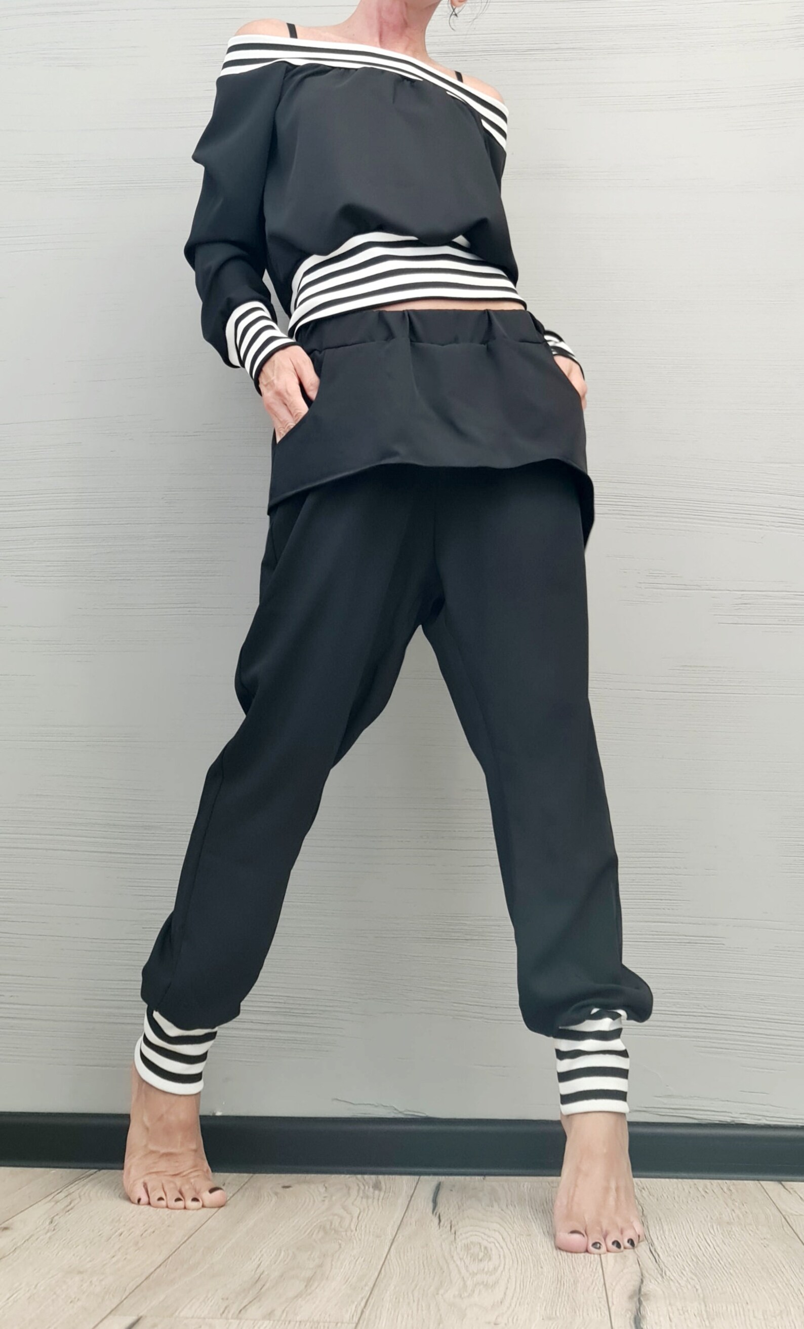 Extravagant Women Black Set Women Harem Pants Gothic | Etsy