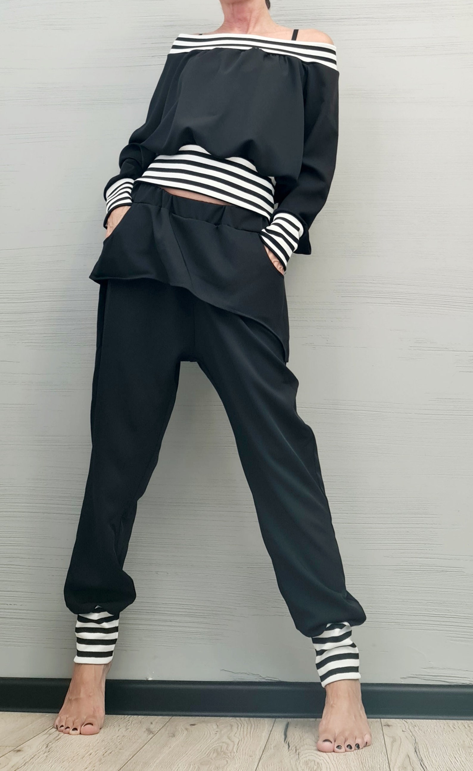 Extravagant Women Black Set Women Harem Pants Gothic | Etsy