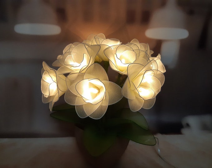Off White Daffodil Flower Battery Lamp Artificial Nylon Flower Bouquet ...