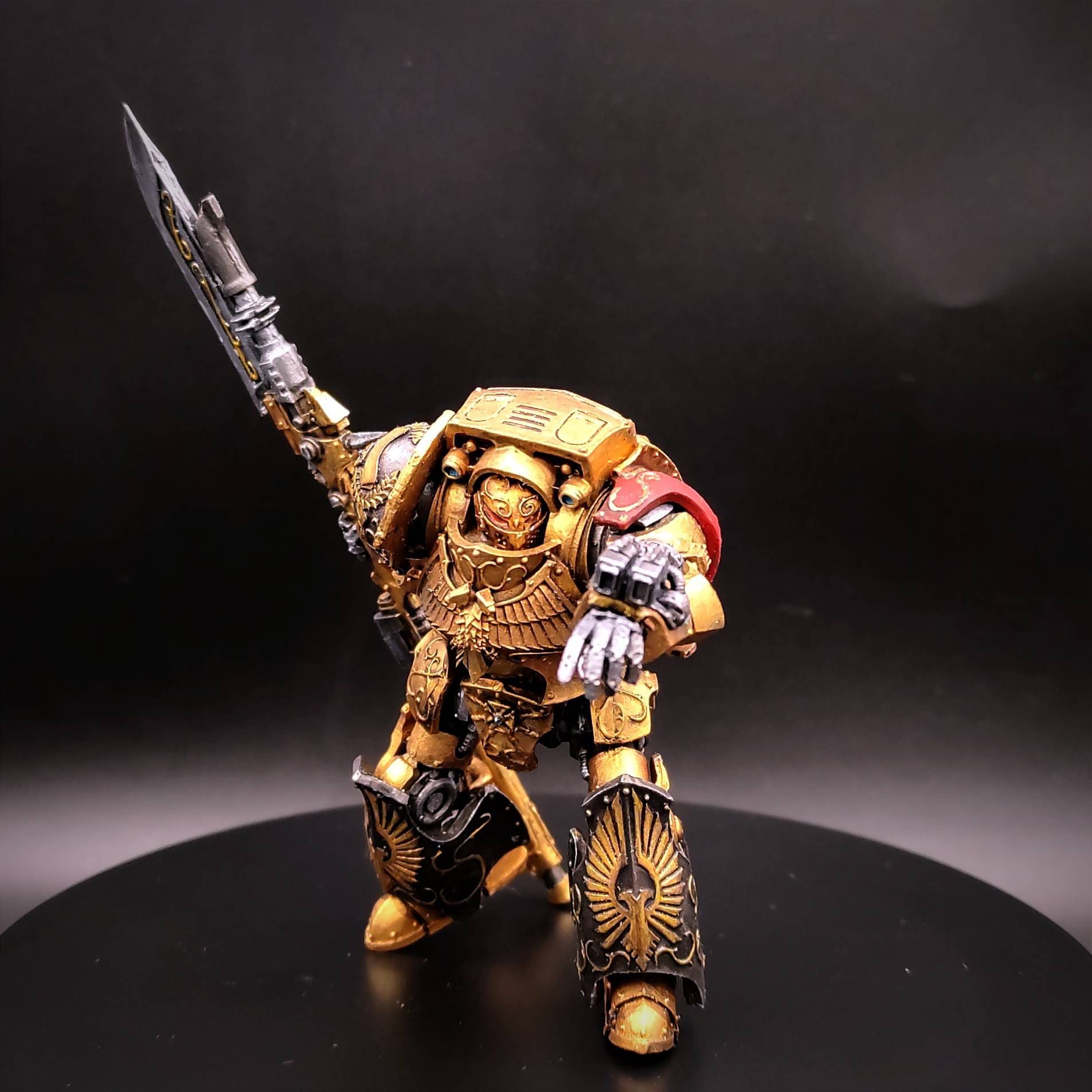 Legio Custodes Contemptor-Achillus Dreadnought painted | Etsy