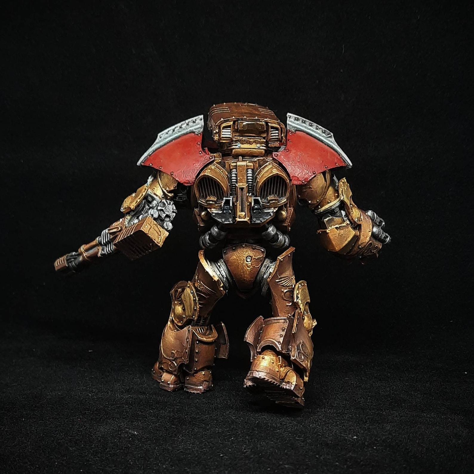 Legio Custodes Telemon Heavy Dreadnought paint | Etsy