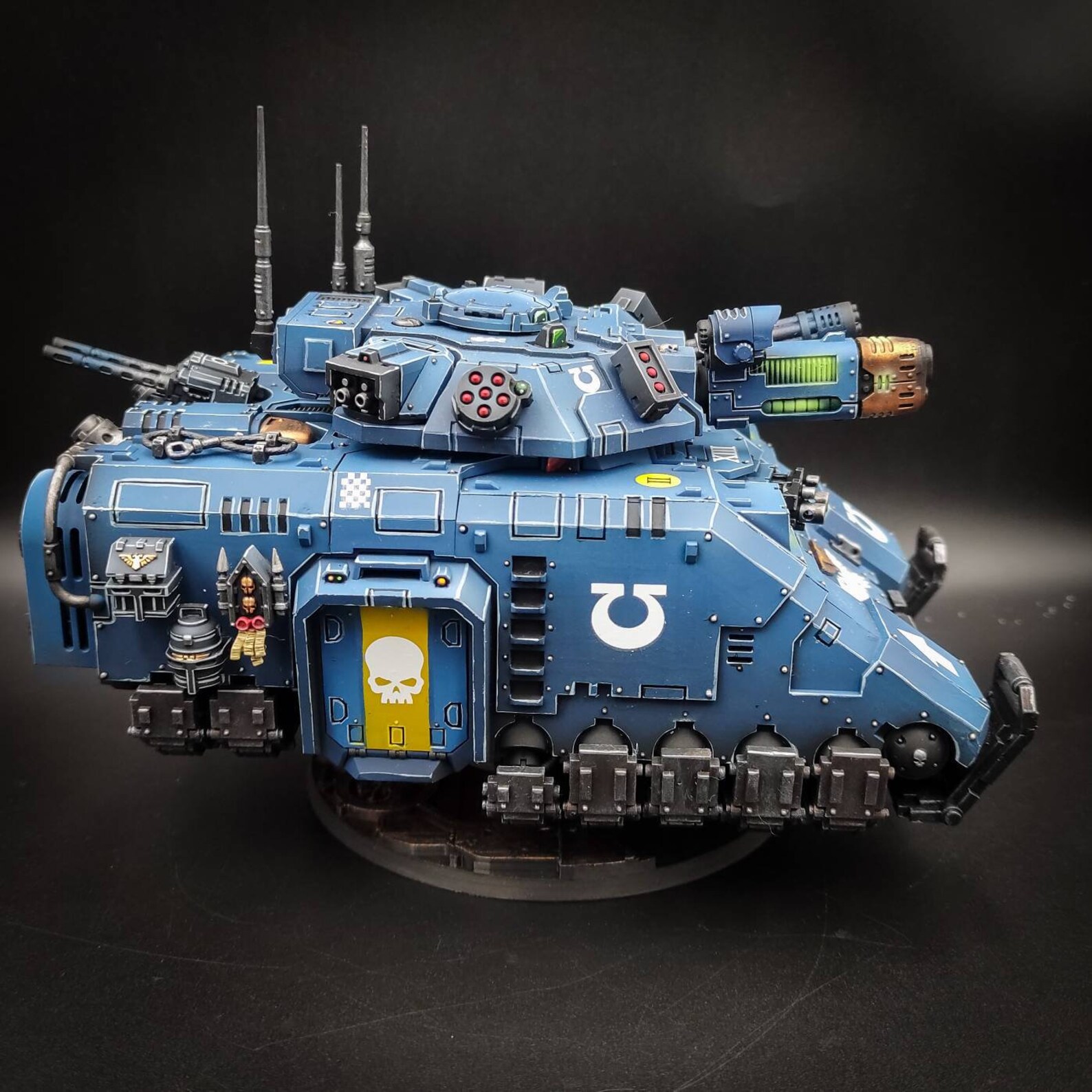 Primaris Repulsor Executioner Painted Commission - Etsy