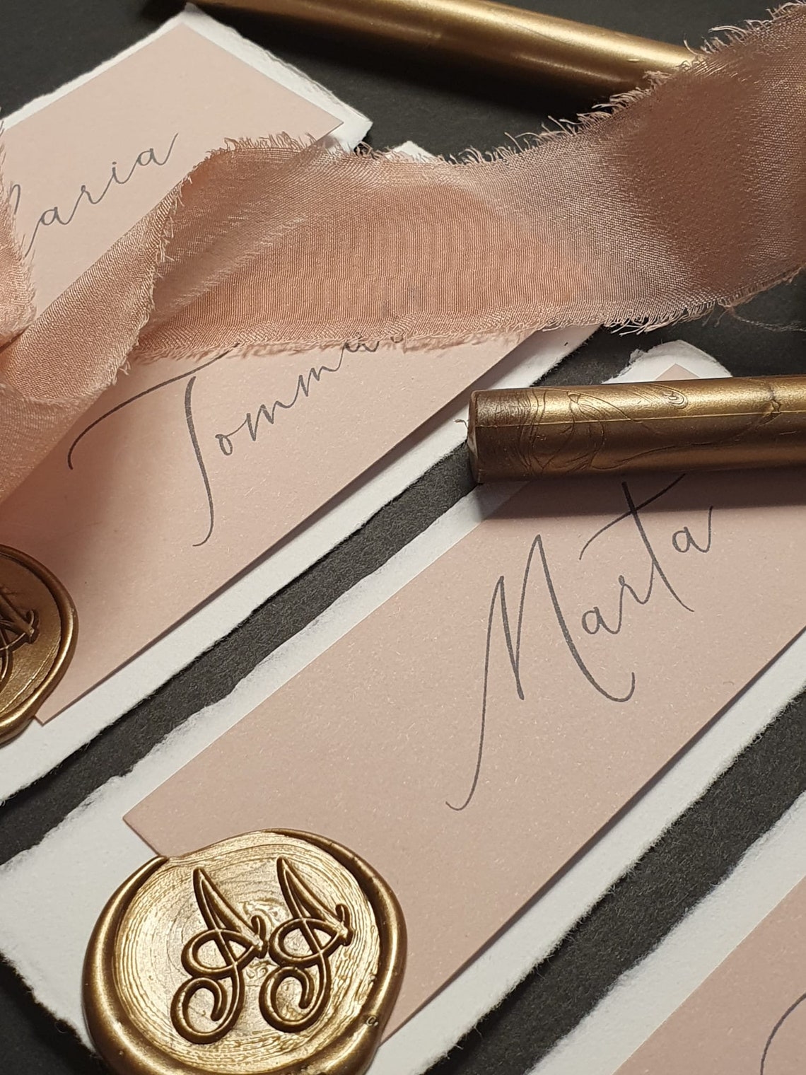 10 Personalized Place Card Tags With Amalfi Paper and Sealing - Etsy