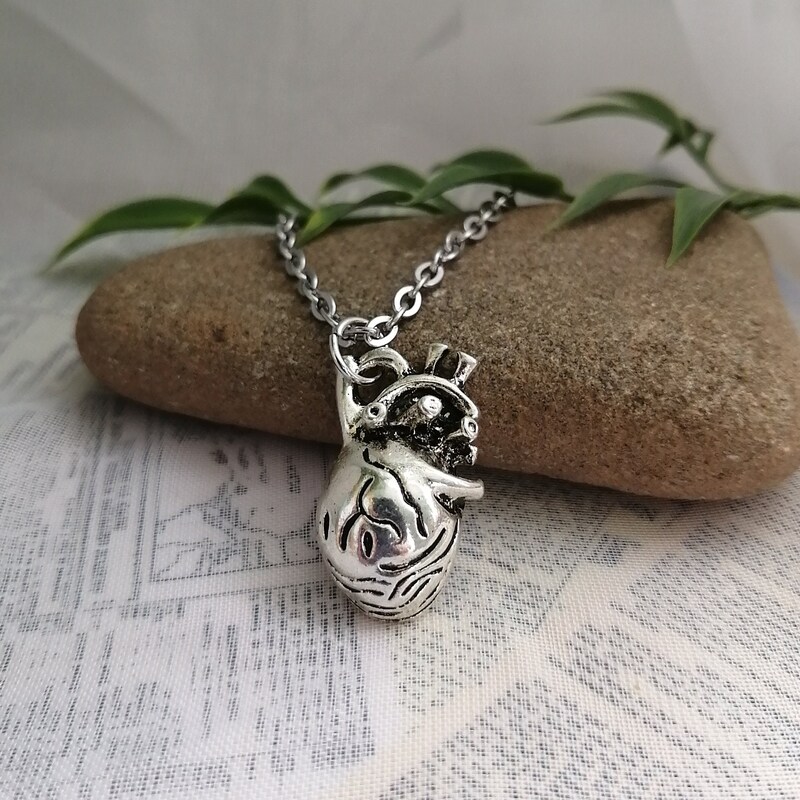 Human Heart Necklace - Etsy