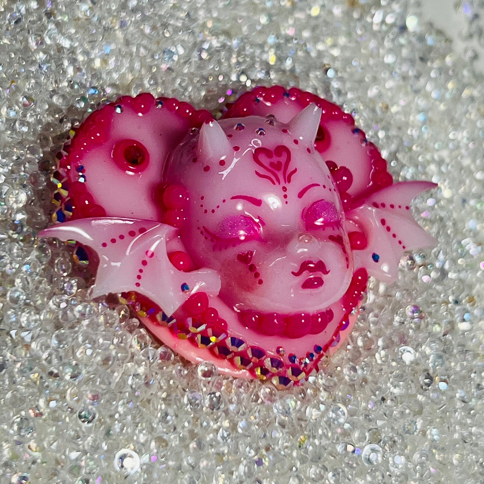 Lost in Love Oni Grippie - Etsy
