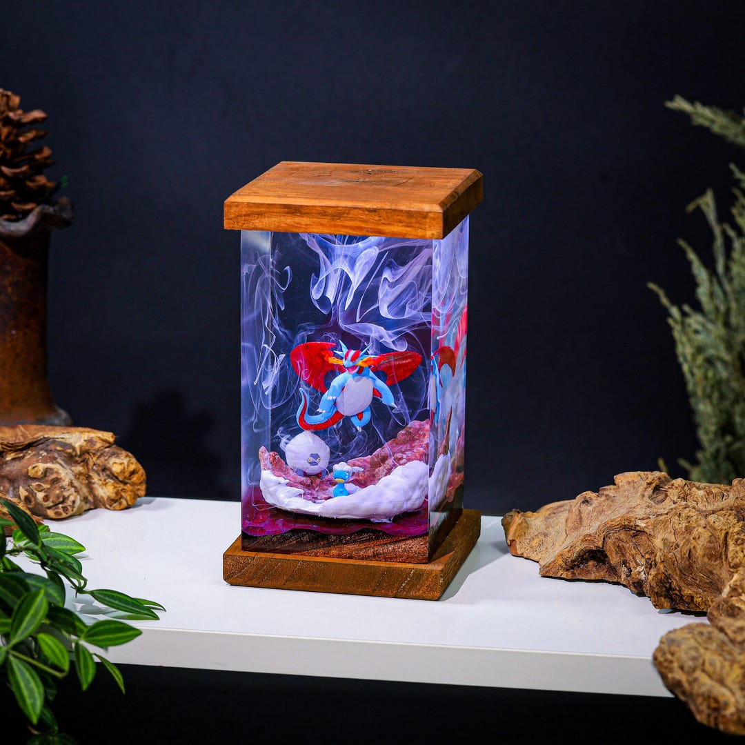 Sal.ame.nce Pok.emon Night Light, Pok.em.on World Resin Diorama Lamp ...
