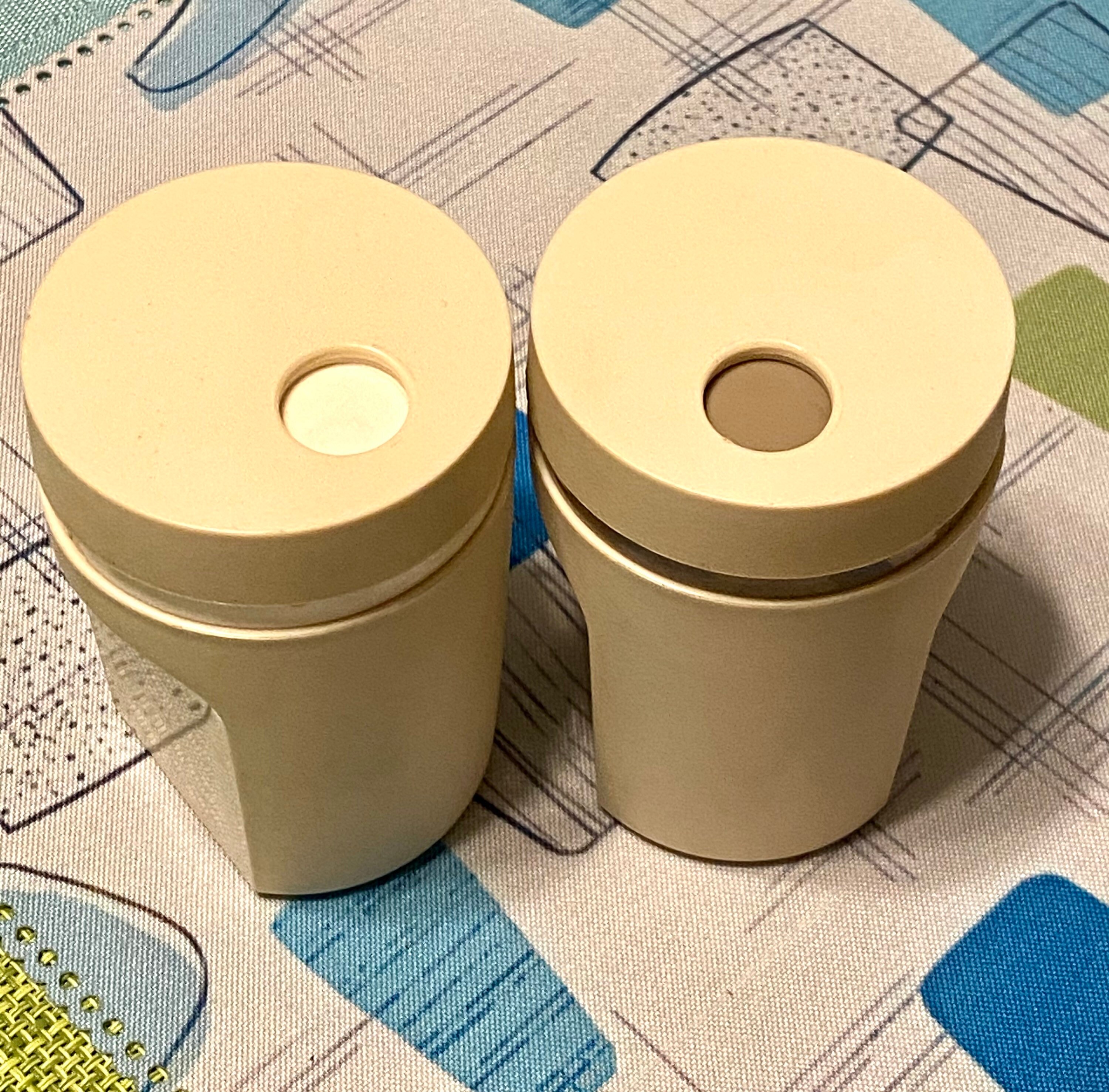 Vintage Tupperware Salt and Pepper Shakers Rotating Lid 1471 | Etsy