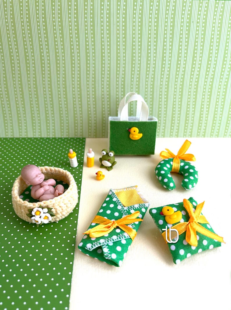 Miniature Polymer Clay Baby Doll, OOAK Newborn Figurine, Tiny Dollhouse ...