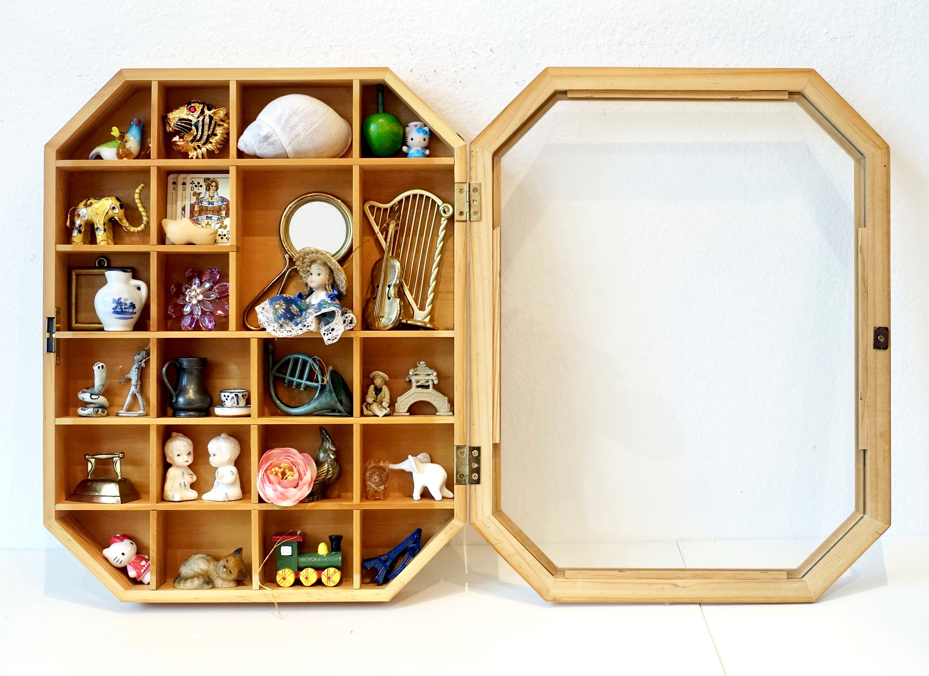 Vintage Shadowbox With Glass Door Wall Art Collection of - Etsy