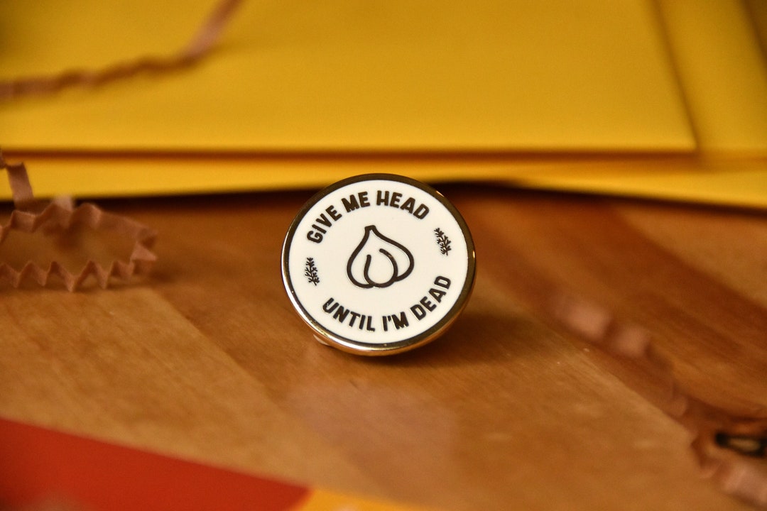 Pun Pin - Head of Garlic | Gift for Chef - Etsy