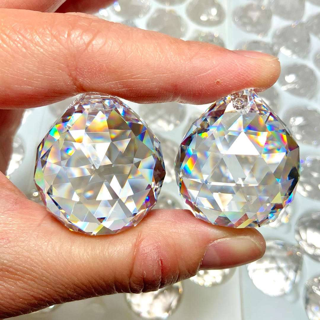 30mm Clear Crystal Ball for Suncatcher, Uncoated Prism Rainbow Maker ...