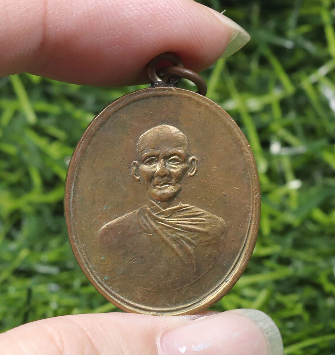 LP Pum Coin Amulet: Thai Talisman Pendant, Bang Khlo Nok Temple - Etsy