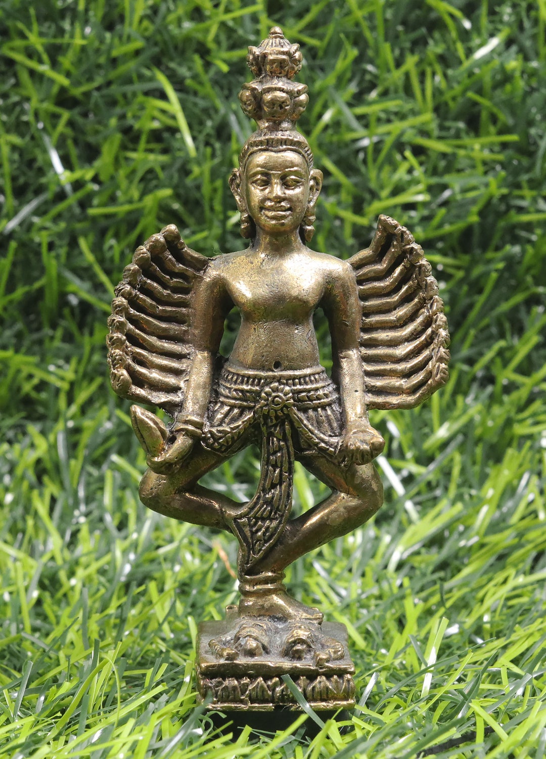 Brass Vishnu Statue: Thai Buddhist Amulet Talisman, Home Decor (8 Cm ...
