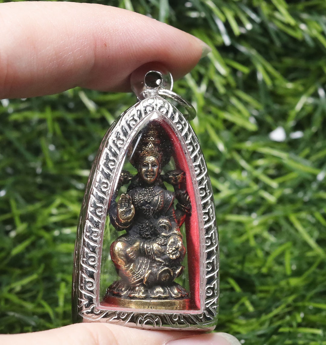 Maa Lakshmi Pendant, Lakshmi Statue, Hindu Pendant, Laxmi Devi Hindu ...