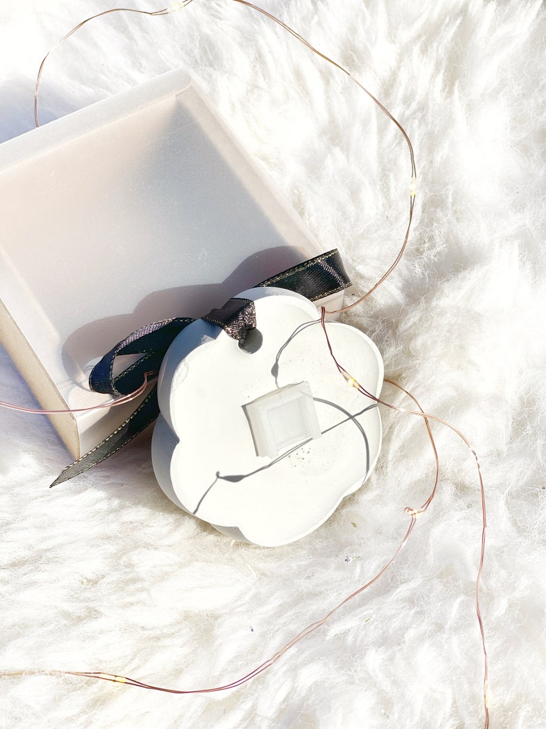 Camellia Handmade Plaster Diffuser for Essential Oils - Etsy