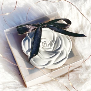 Camellia ⋆ Handmade Plaster Diffuser for Essential Oils ⋆ Aromatherapy ...