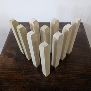10ct. Poplar Inside Corner Blocks Moulding 5-5/8" X 5/8" X 5/8 ...