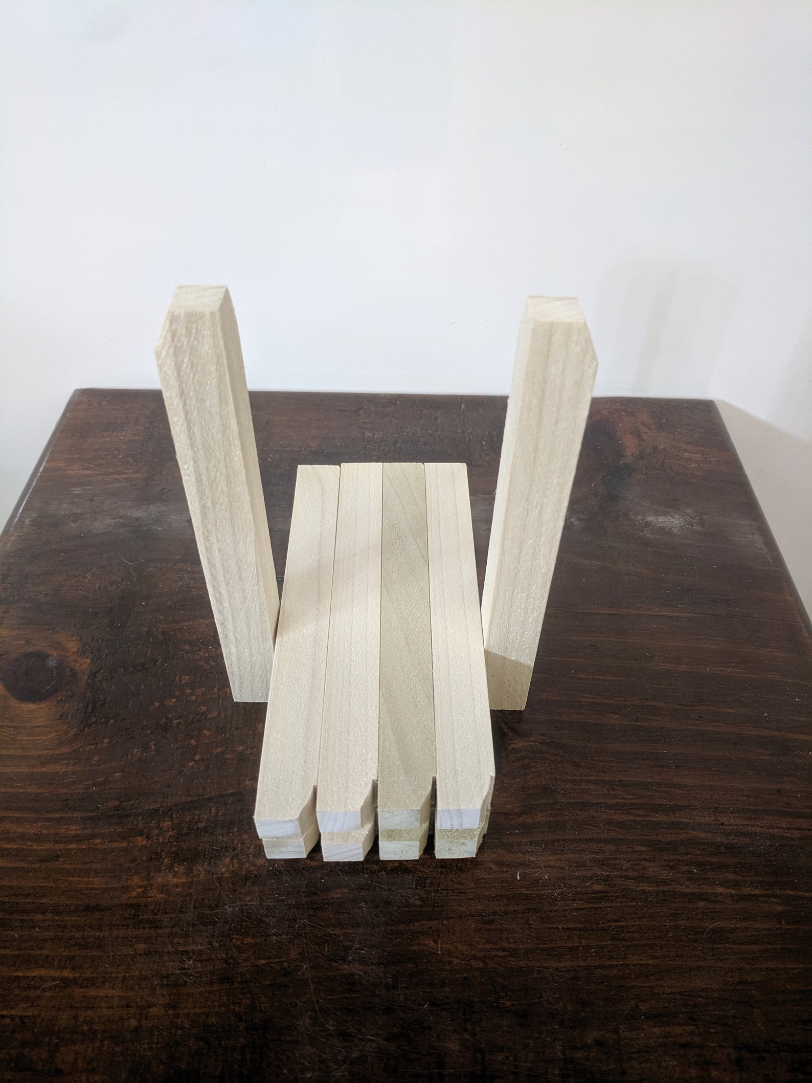 10ct. Poplar Inside Corner Blocks Moulding 5-5/8 X 5/8 X 5/8 Unfinished ...