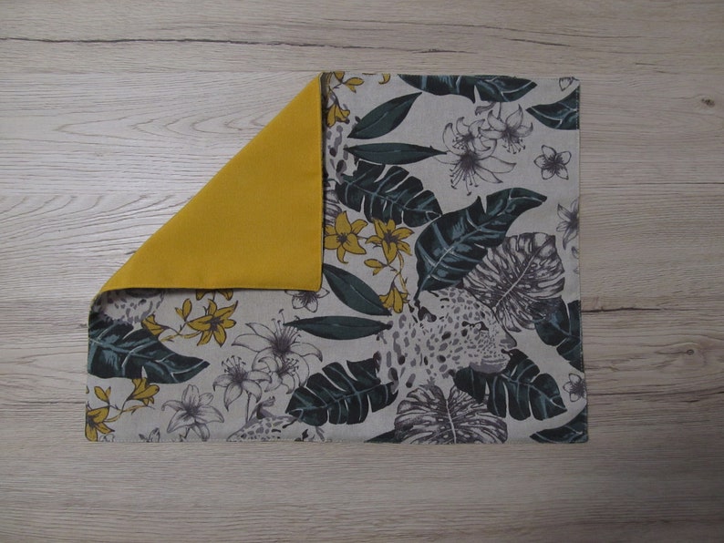 Handmade fabric Table Mats Leaves and cheetah Mustard and - Etsy Italia