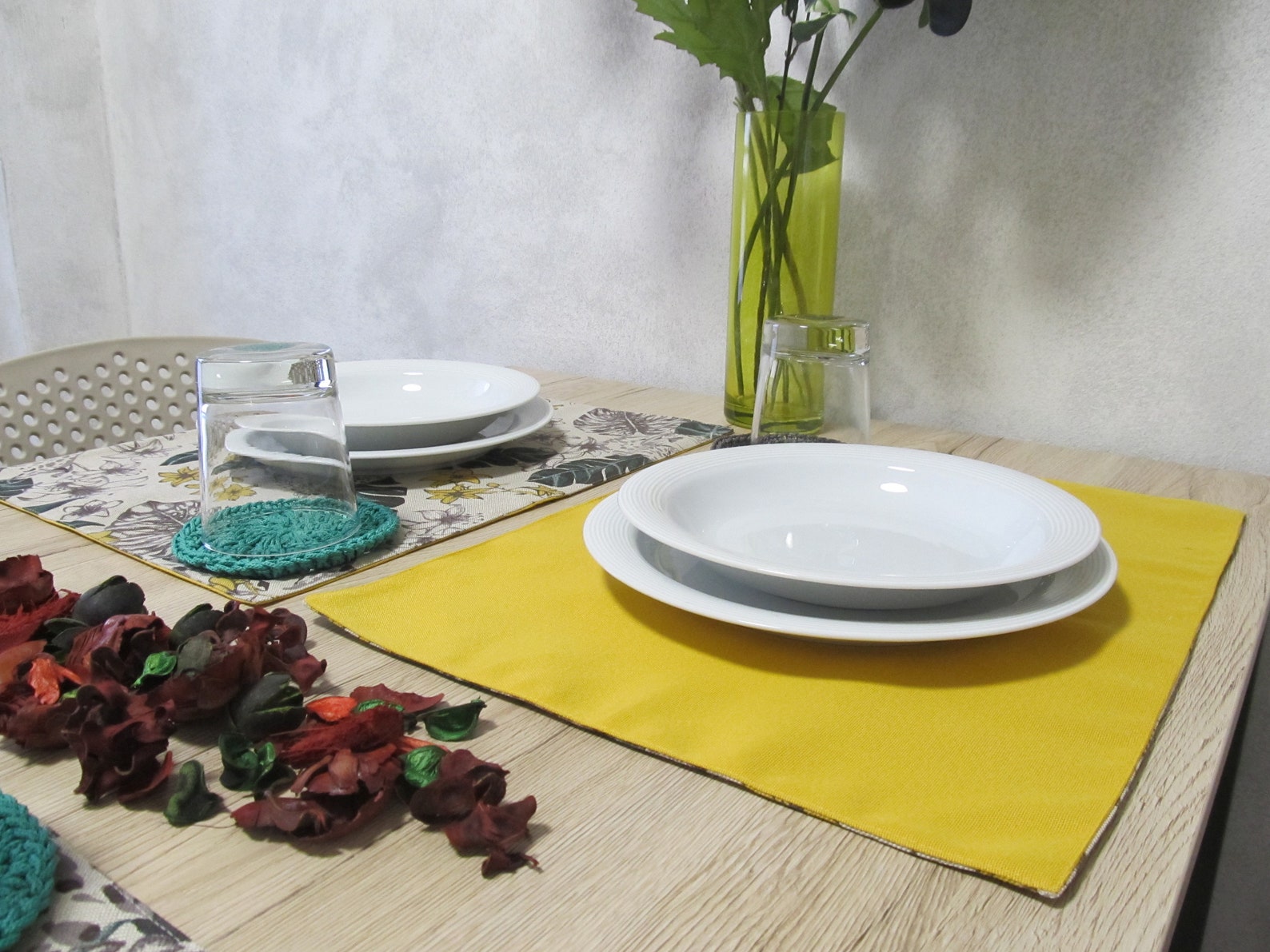 Handmade fabric Table Mats Leaves and cheetah Mustard and - Etsy Italia