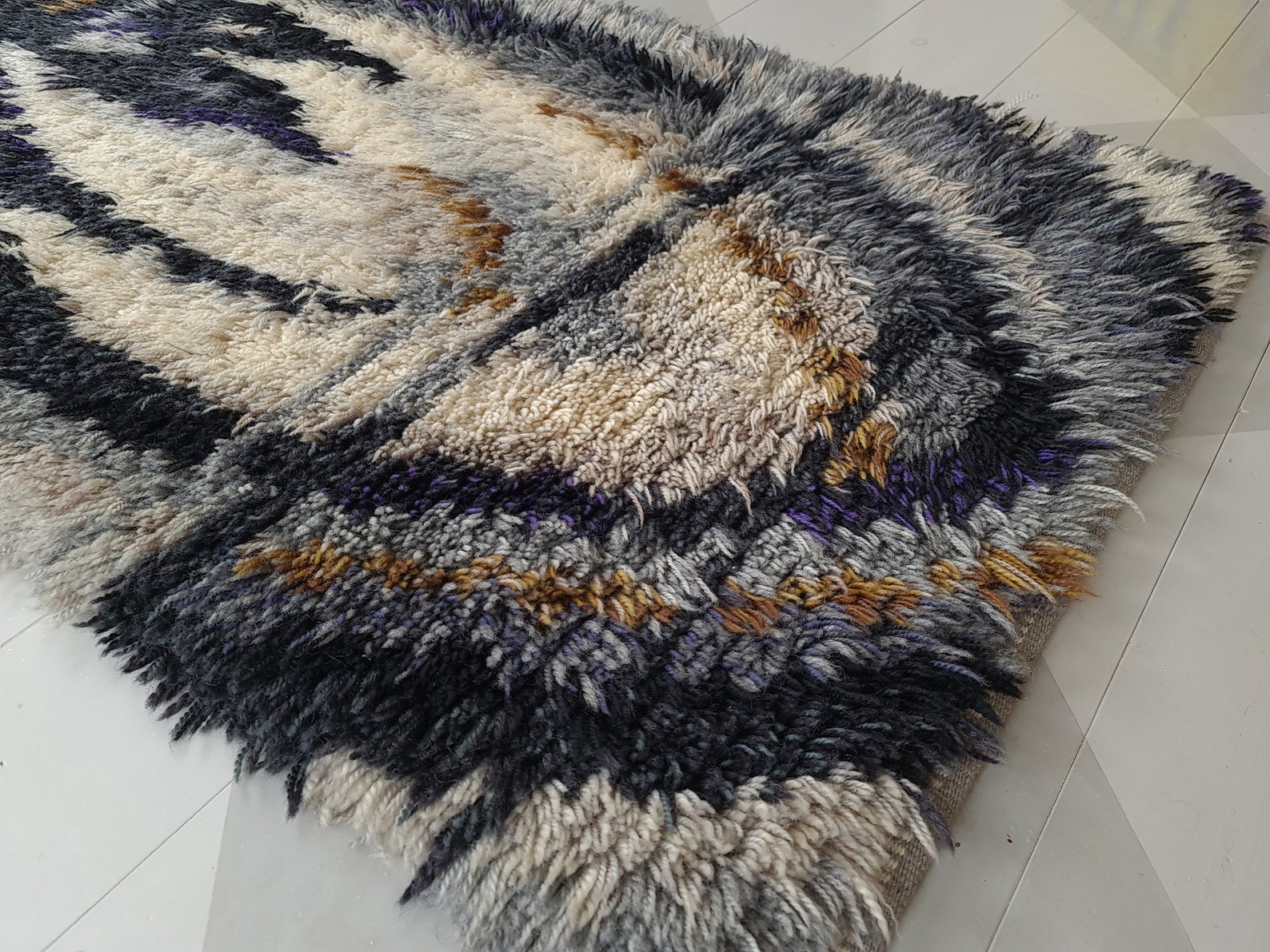 Beautiful Handmade Wool Rya Rug blåmussla by Ingrid Jagarz for Marks ...