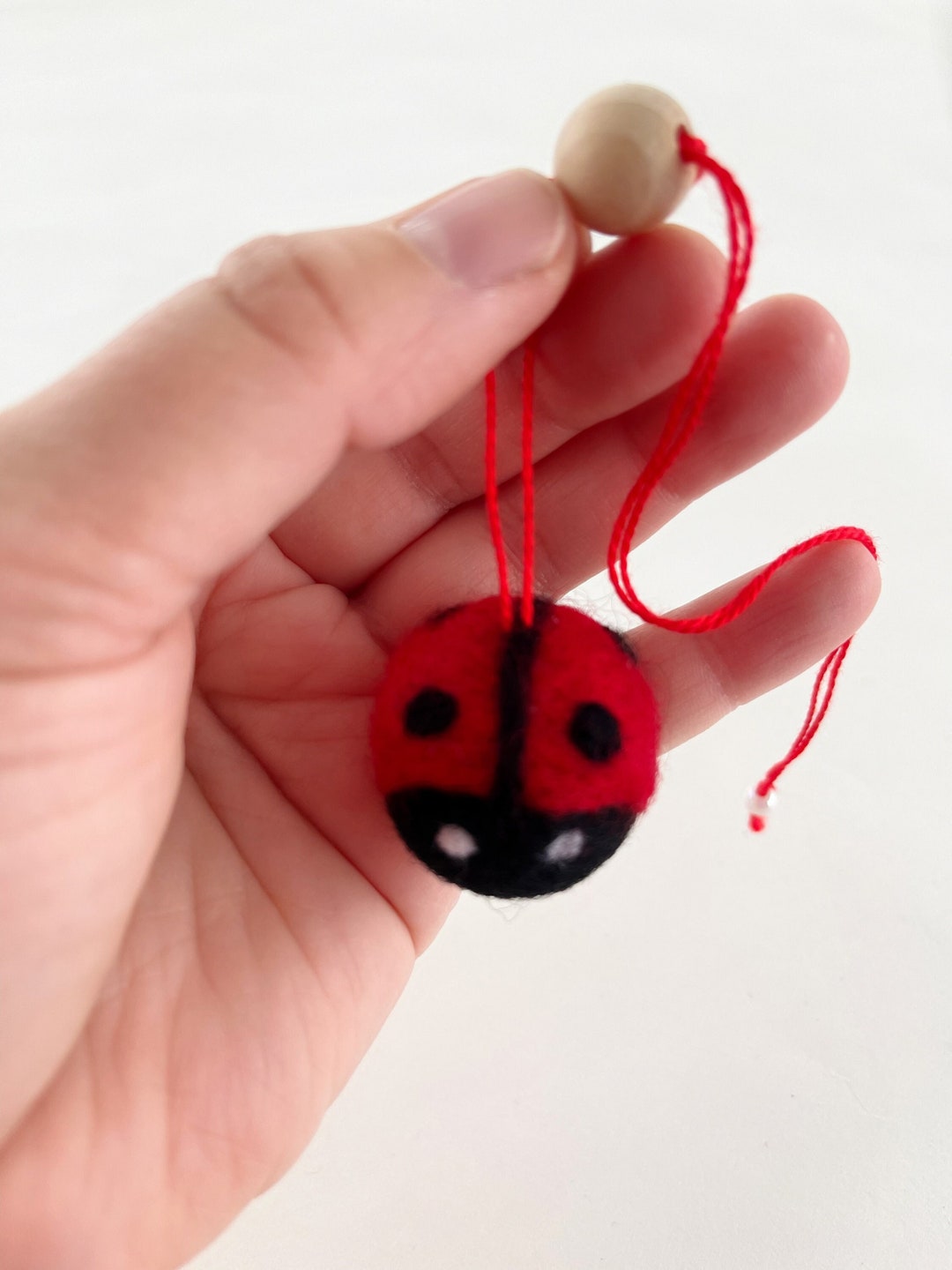 Hanging Ladybug Car Diffuser, Reusable Car Diffuser for Essential Oils, Adjustable Rear View ...