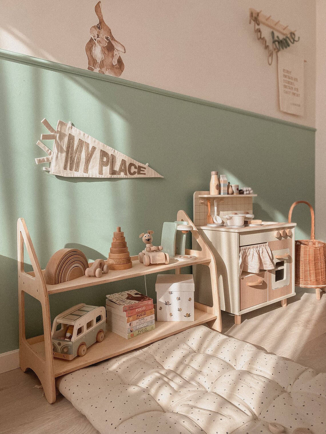 Montessori 3 Tier Shelf, Wooden Floor Organizer, Nursery Shelf for ...