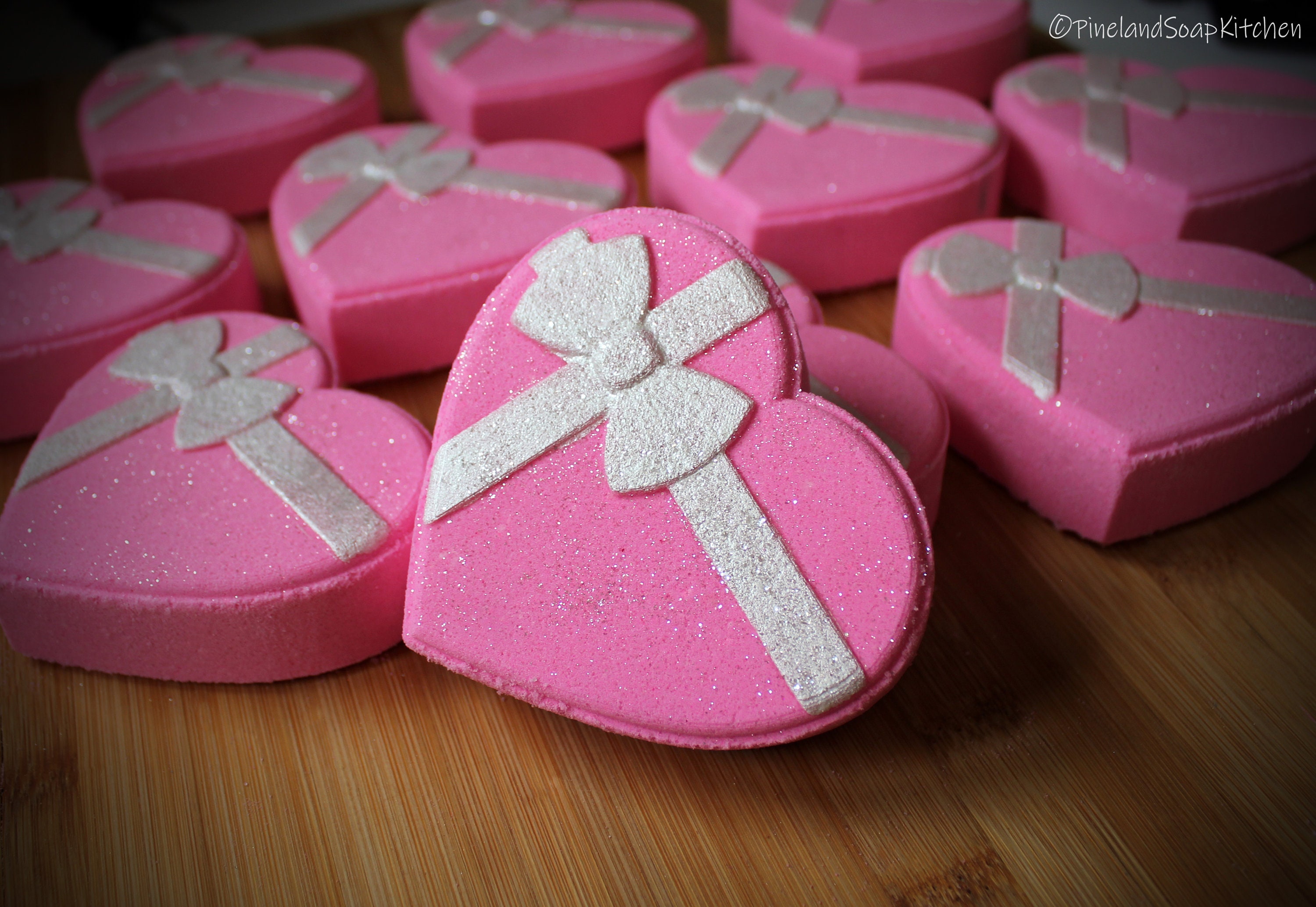 Fizzy Bath Bomb Loving Heart Suprise Color Burst Inside, Large Heart ...