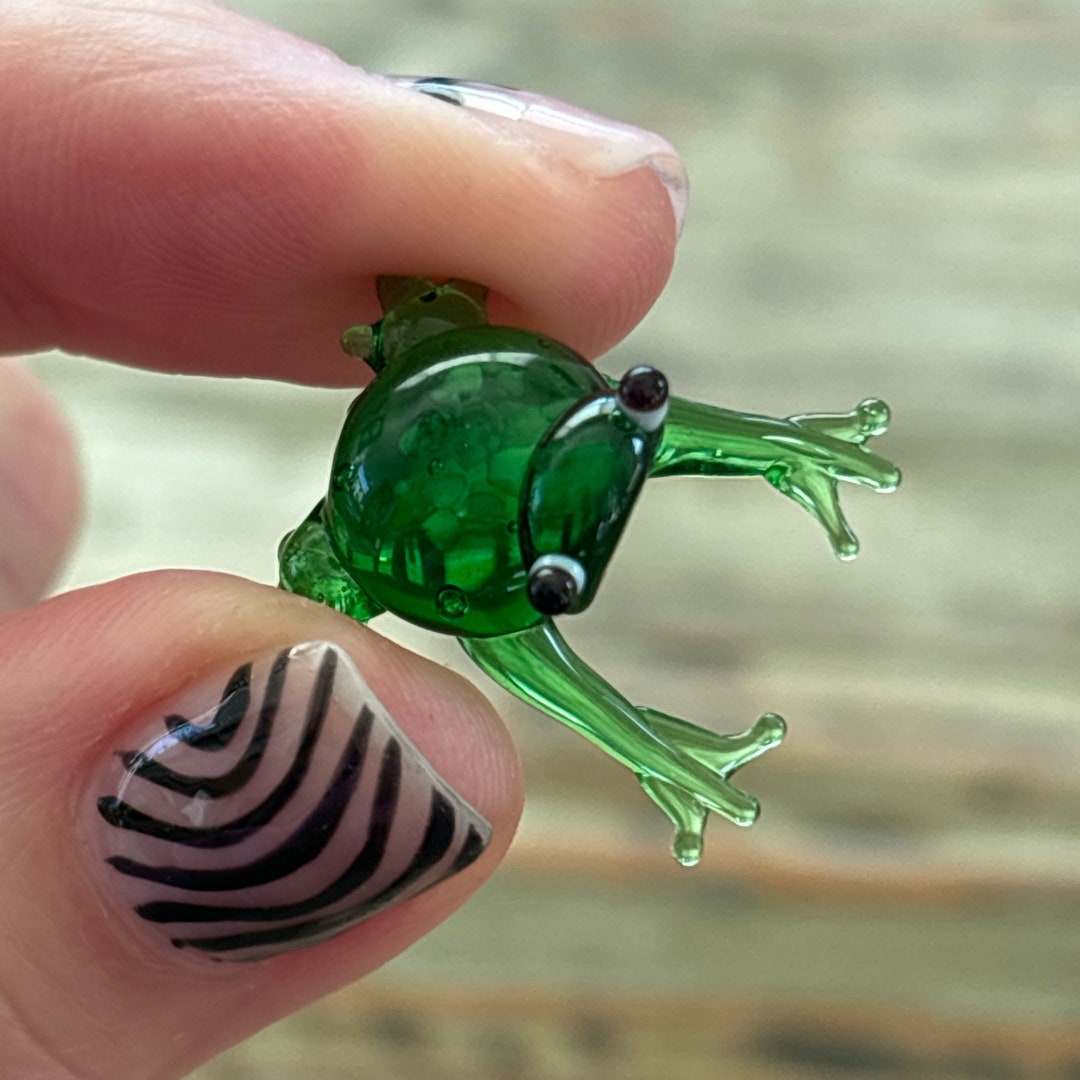 Lampwork Glass Frog, Green Garden 1” Frog Display, Decoration, Figurine ...