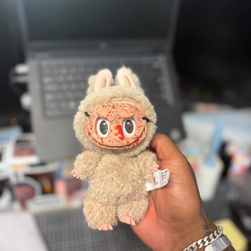 Chainsaw massacre labubu mask - Etsy.de