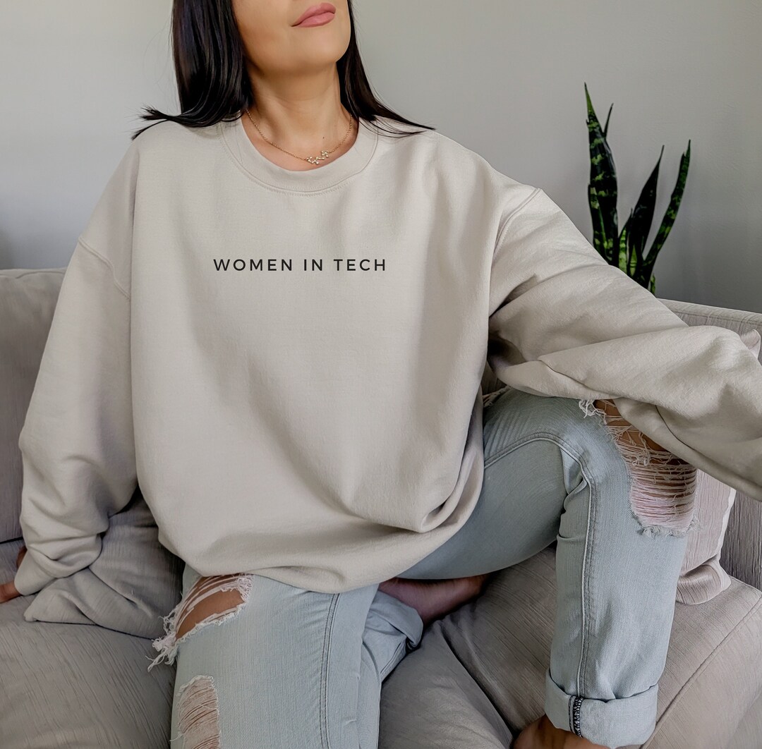 Minimalist Women in Tech Sweatshirt, Women in IT Crewneck Sweater, Gift ...
