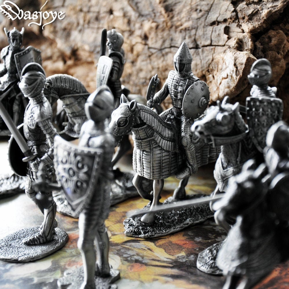 Metal Knight Statue for sale | Only 4 left at -70%