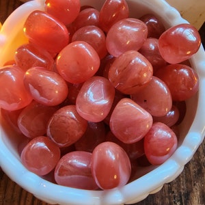 Tumbled Cherry Quartz Crystal. Associated With Hope, Healing, Balance ...