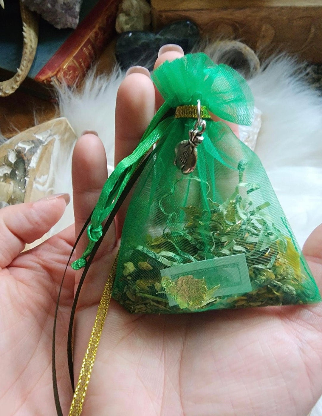Money Mojo Gris Gris Bag. Prosperity, Abundance, Cash, Affluence, and ...
