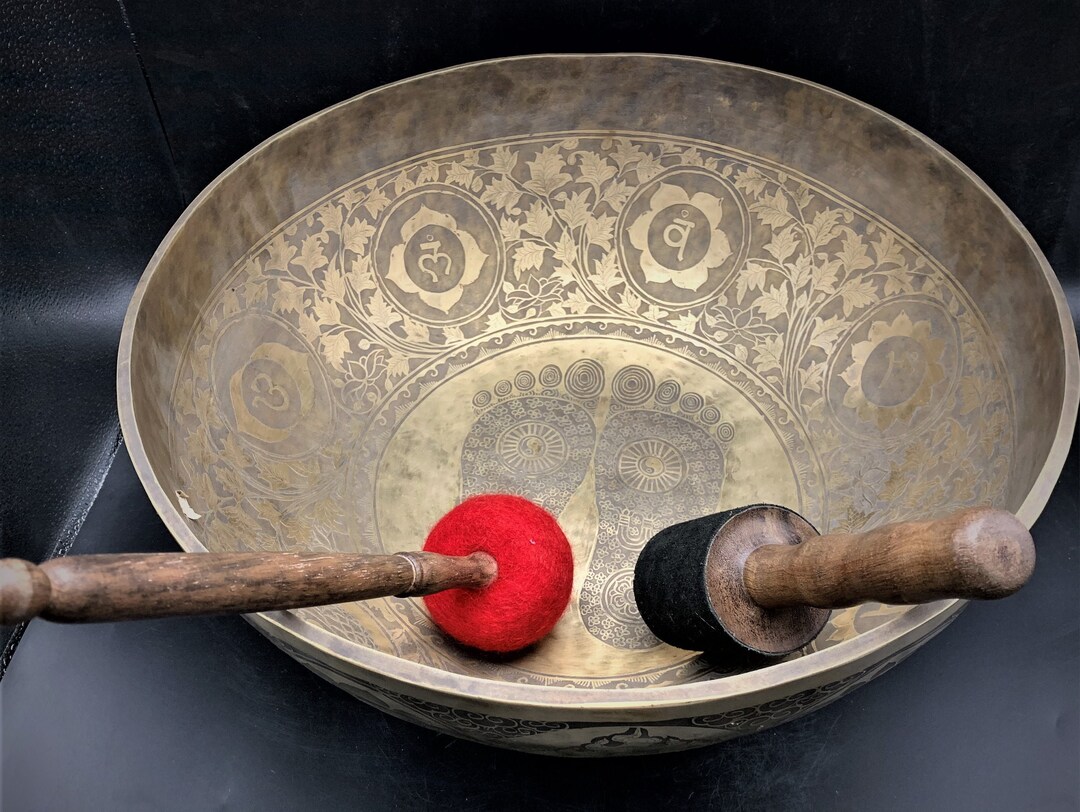 18 Inches Lord Buddha Feet Engraved Singing Bowl, Tibetan Large Singing ...