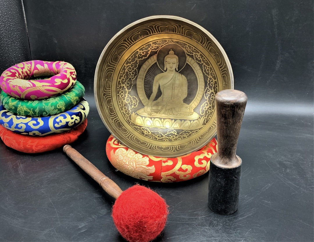 Gorgeous 9 Inch Lord Buddha Engraved Singing Bowl, Tibetan Singing Bowl ...