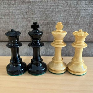Staunton Chess Set in Original Box 80s Vintage in Good - Etsy