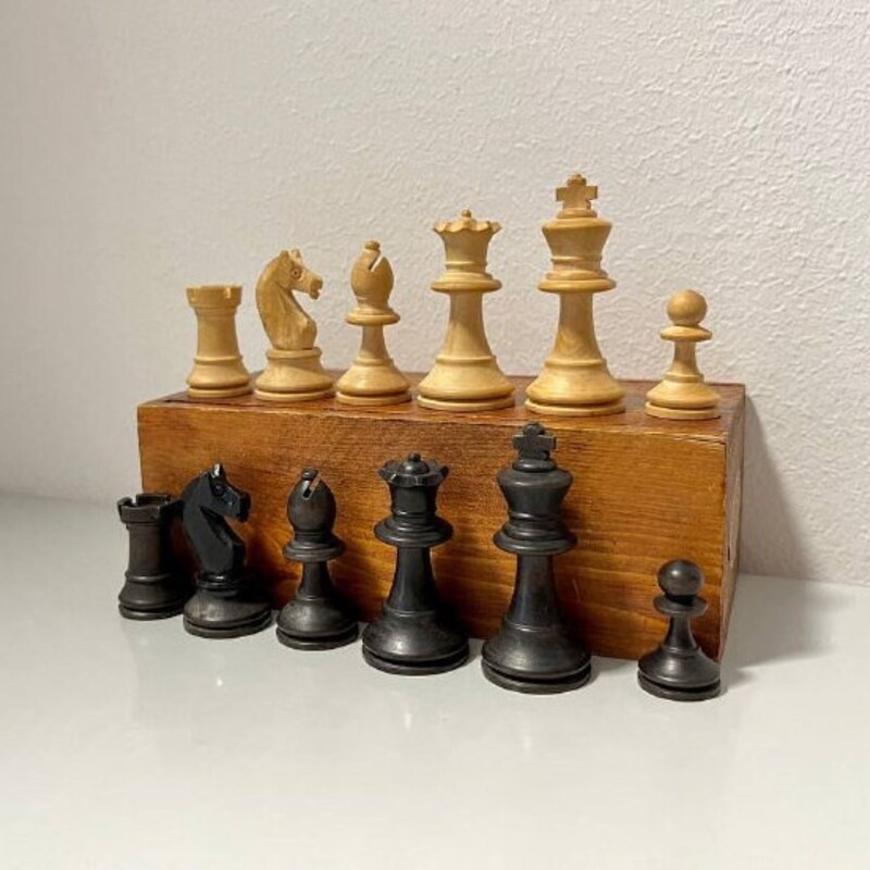 Vintage Chess - Etsy
