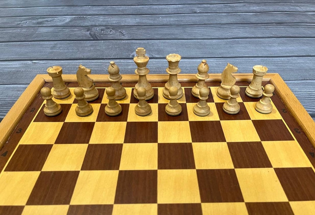 Chavet Wooden Chess Set With Weights 70s Vintage in Good Condition ...