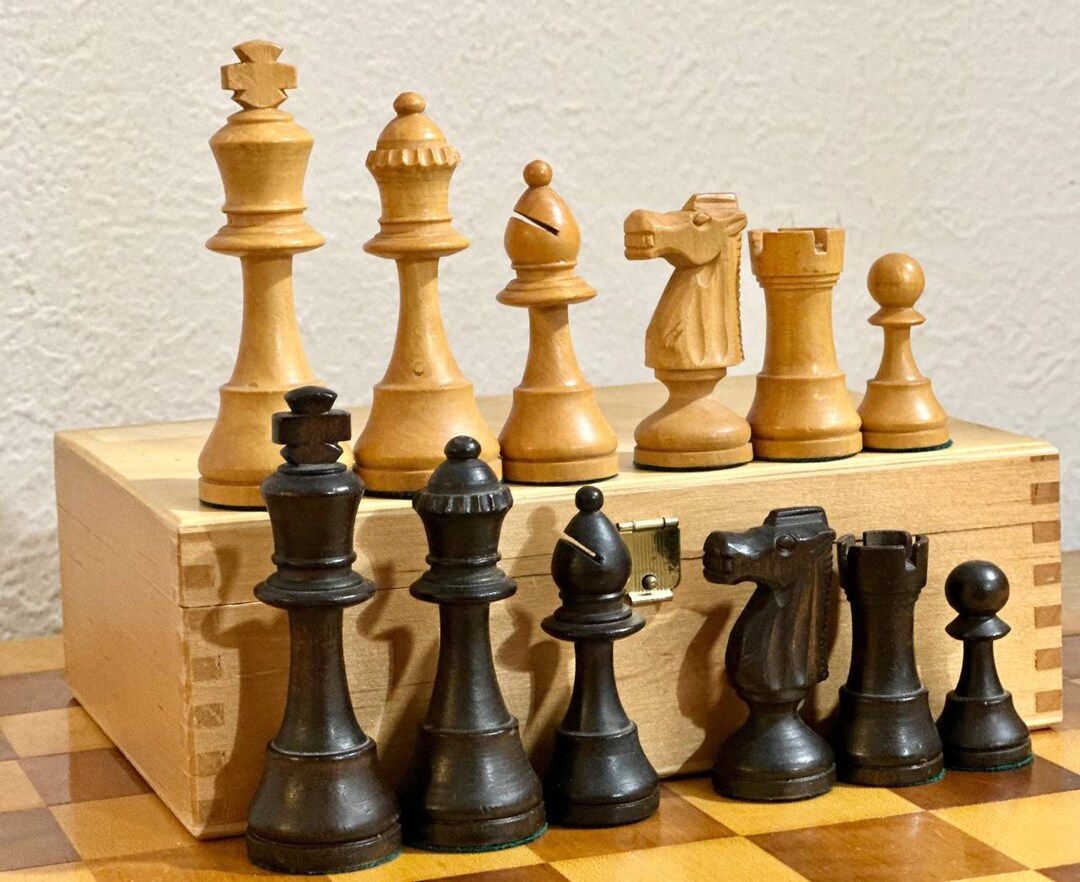 Vintage Germany Chess Set With Weights 50s Vintage in Great Condition ...