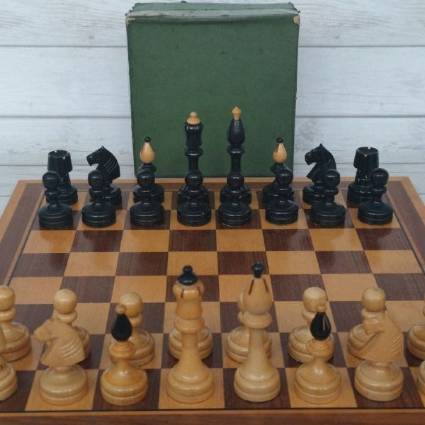 Antique Chess Set - Etsy