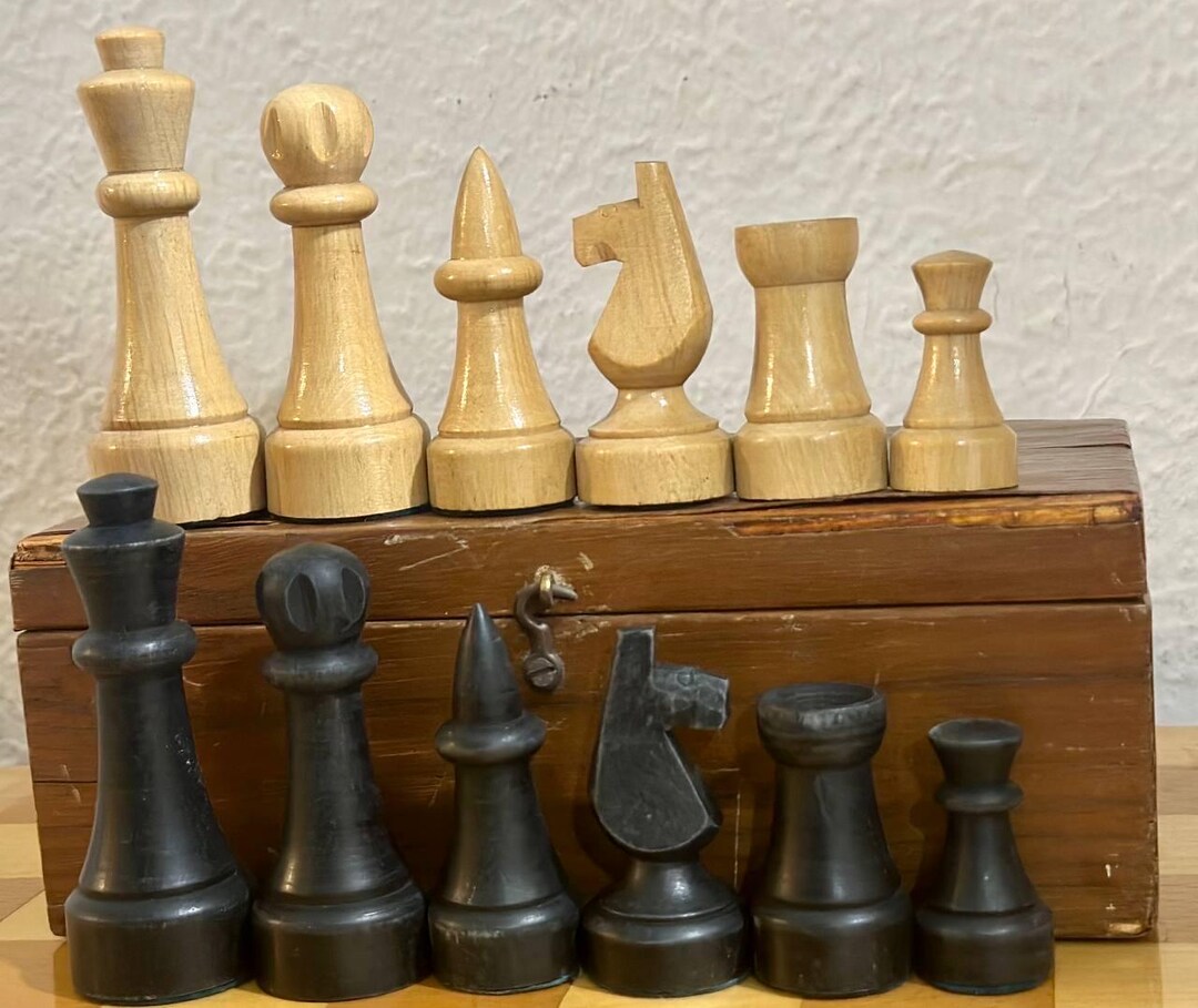 Germany Chess Set With Heavy Weights 60s Vintage in Great Collectible ...