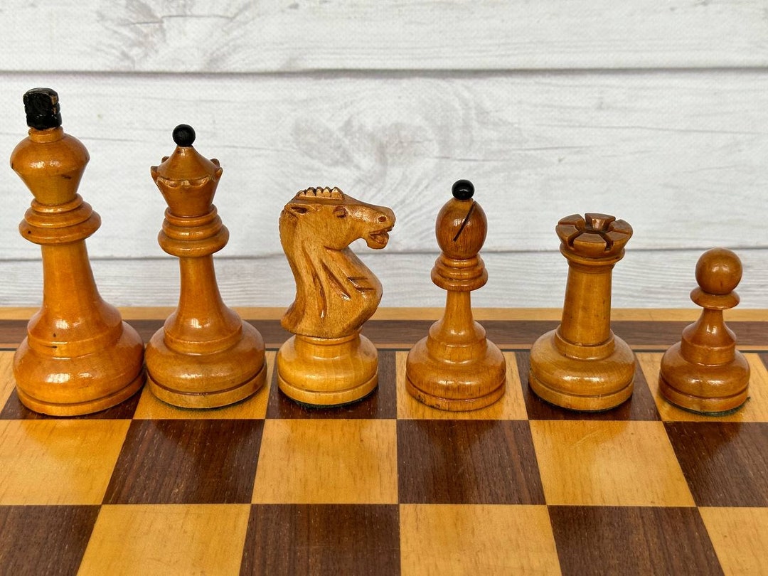 Soviet Grandmaster Chess Set With Weights and Wood Knights. - Etsy