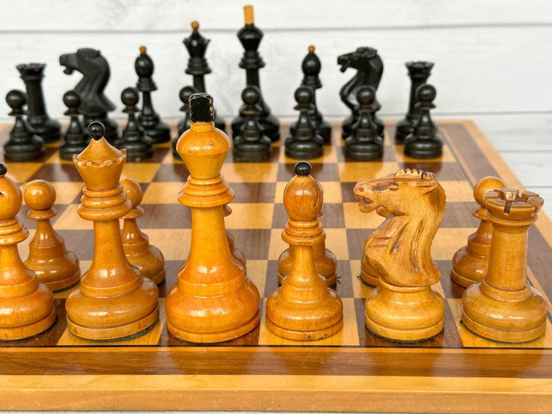 Soviet Grandmaster Chess Set With Weights and Wood Knights. - Etsy