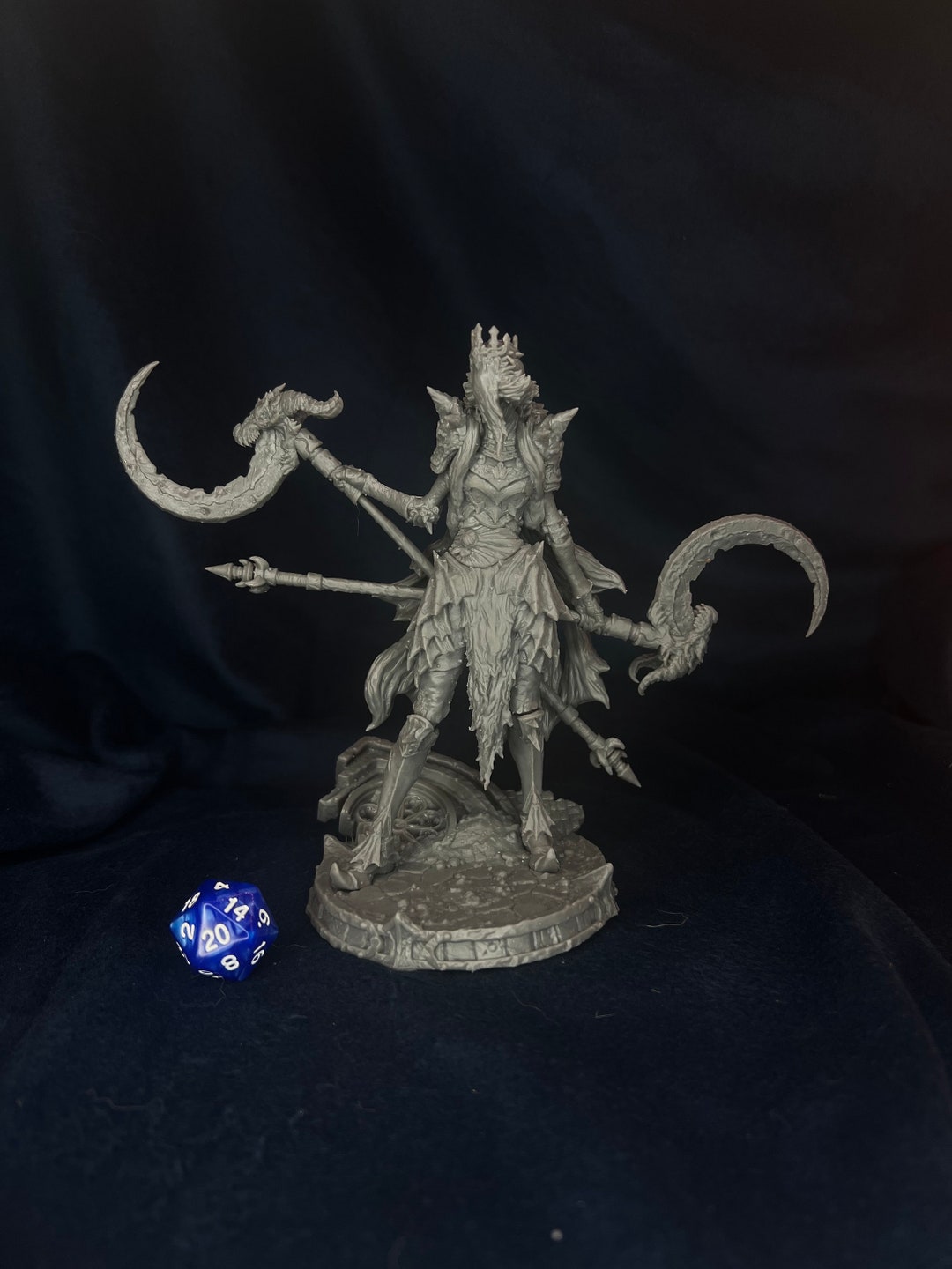 Faceless Queen - Witchsong Miniatures - 3" Base/bust - 2 Options ...