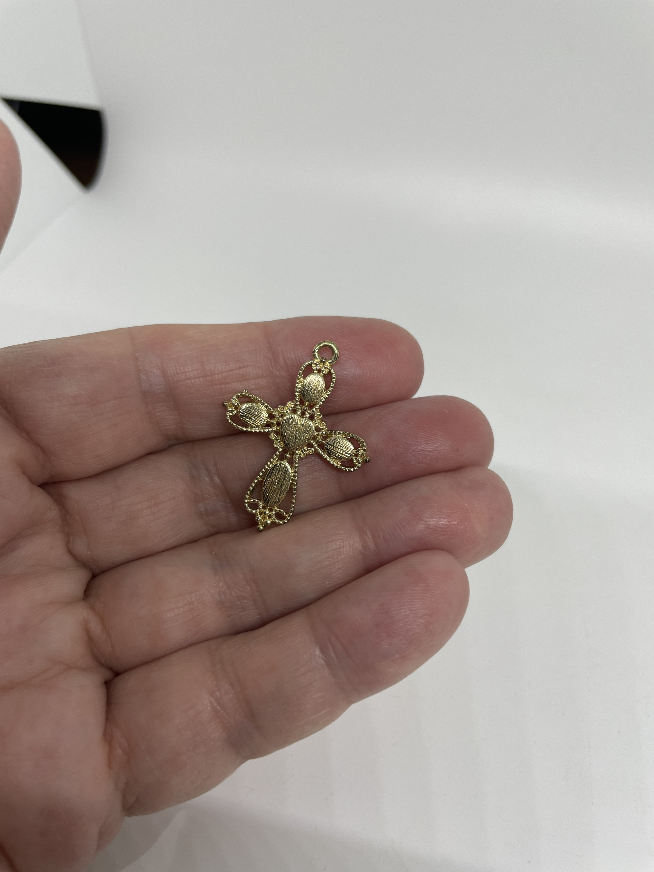 Vintage Cross Pendant - Etsy