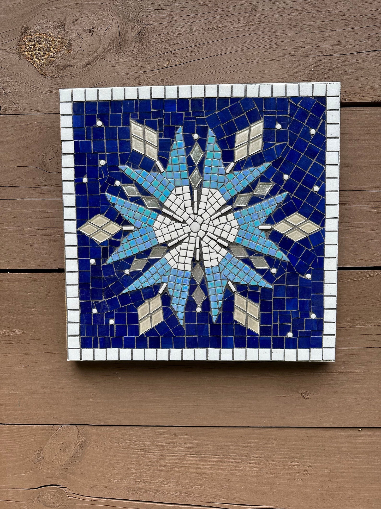 Winter Snowflake Mosaic Barn Quilt - Etsy